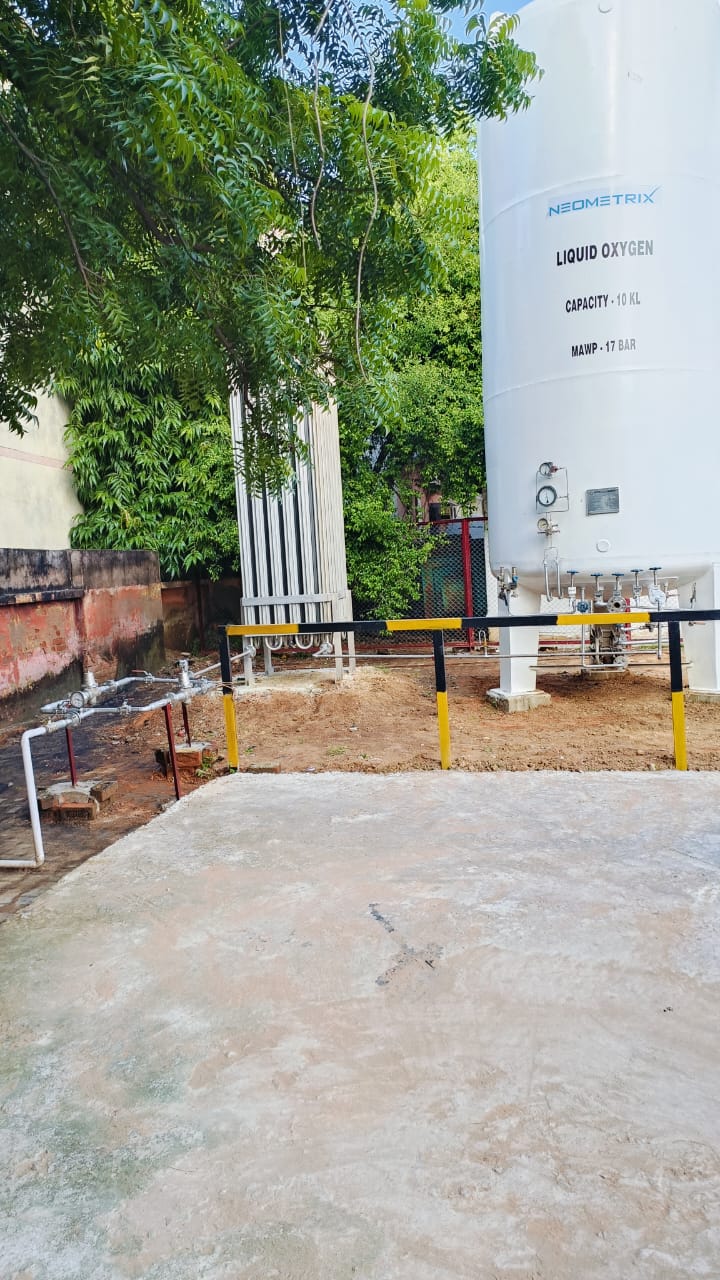 10 kL Cryogenic Liquid Medical Oxygen Vertical Storage Tank