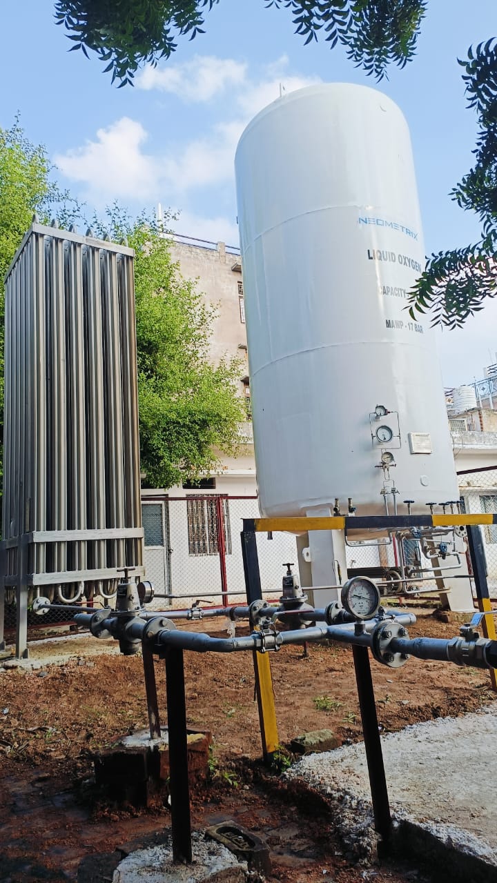 10 kL Cryogenic Liquid Medical Oxygen Vertical Storage Tank